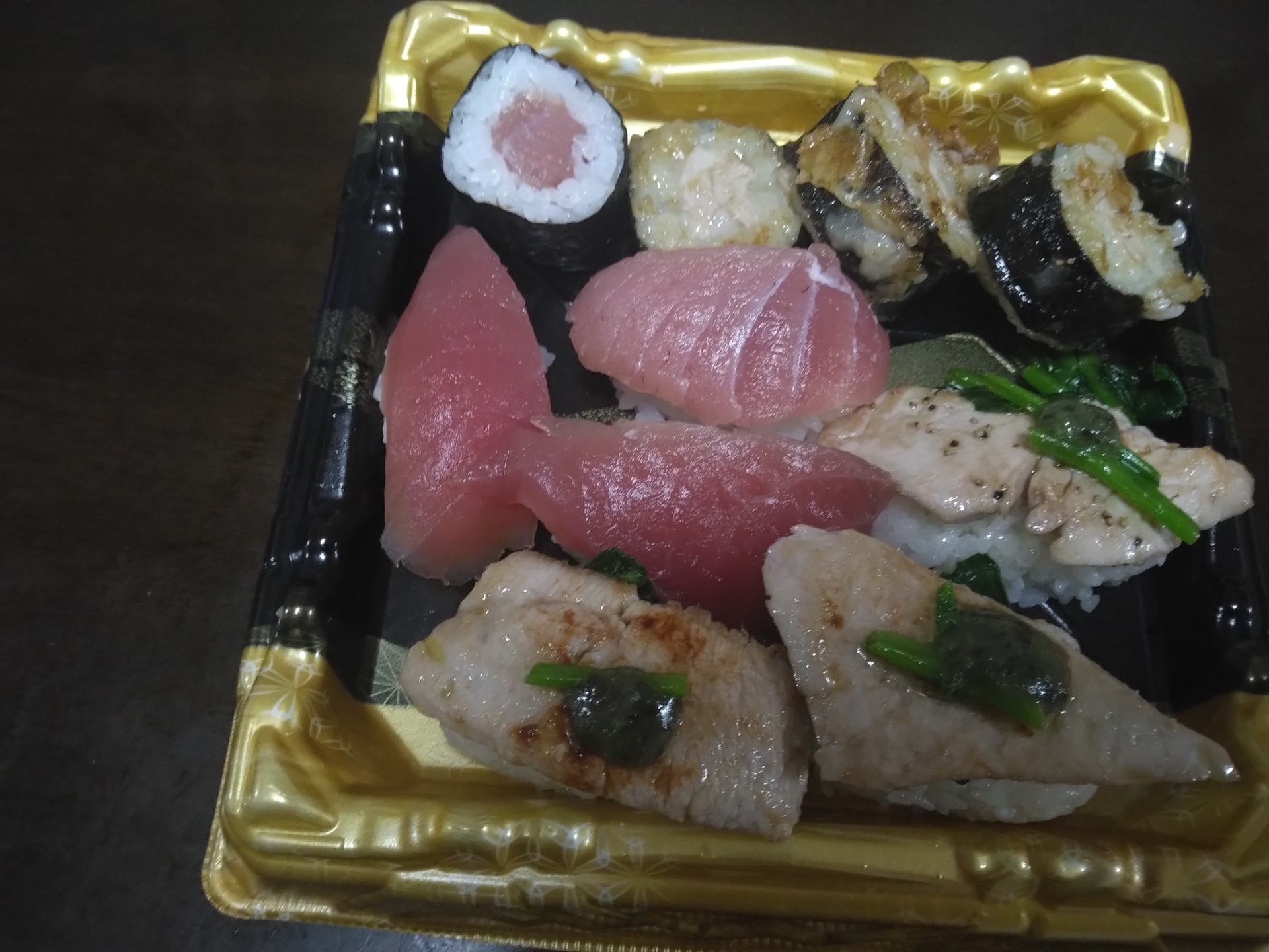 Kaoluのあるある大日記!: 鉄火巻き天ぷらとまぐろ炙り寿司